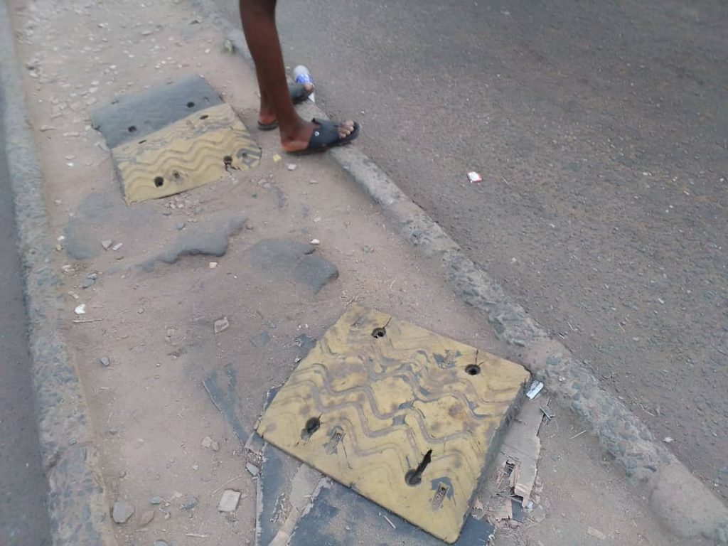 Features – UI Students, Drivers, React to Damaged Speed Breakers ...