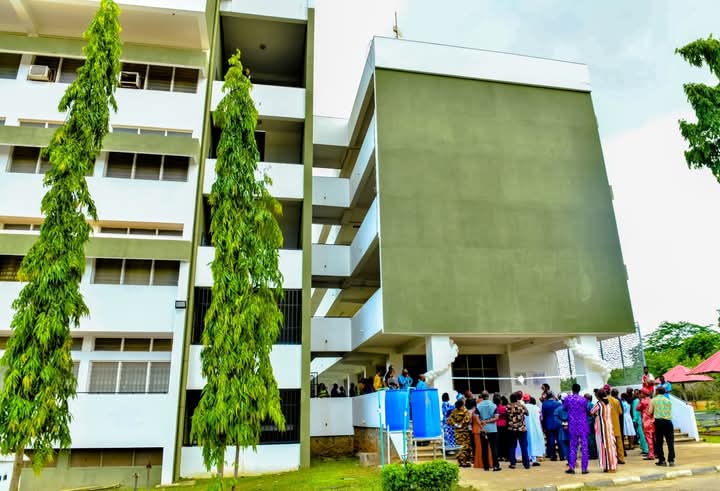 UI Completes Refurbishment of Faculty of Veterinary Medicine Central ...