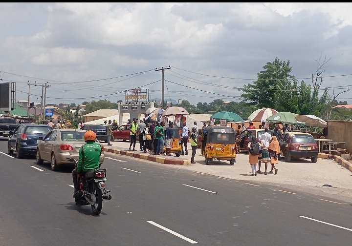 UI'SU Commends Oyo State Government for UI Gate-Agbowo Road Upgrade ...